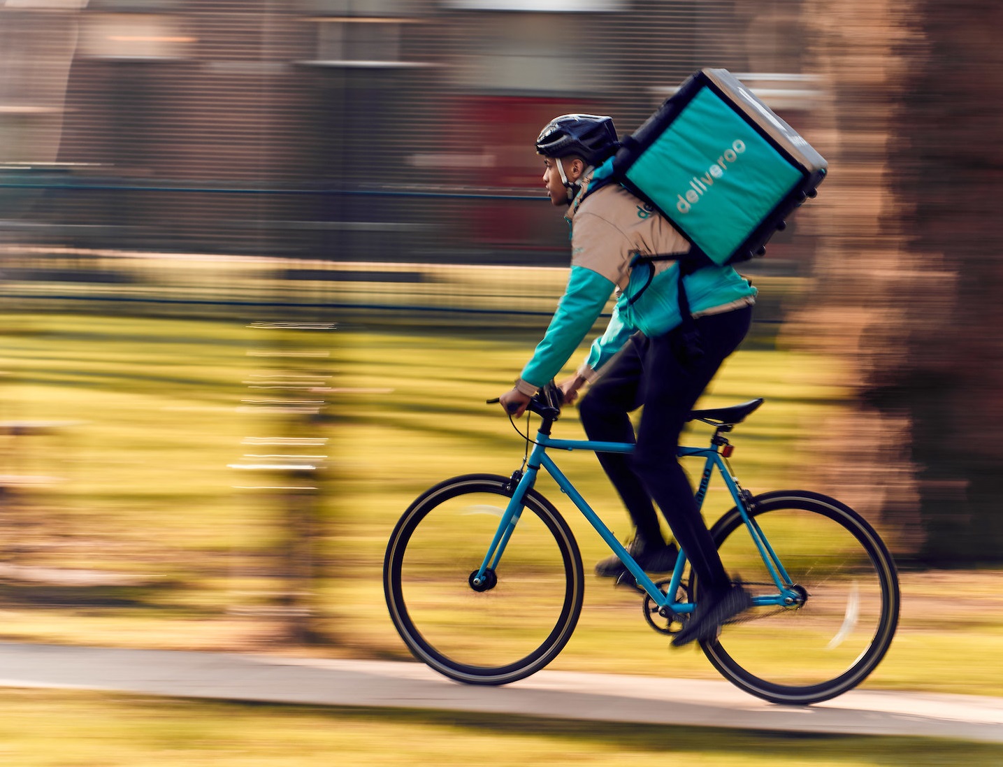 Deliveroo Vertrekt Eind November Uit Nederland Frituurwereld deliveroo-vertrekt-eind-november-uit-nederland-frituurwereld